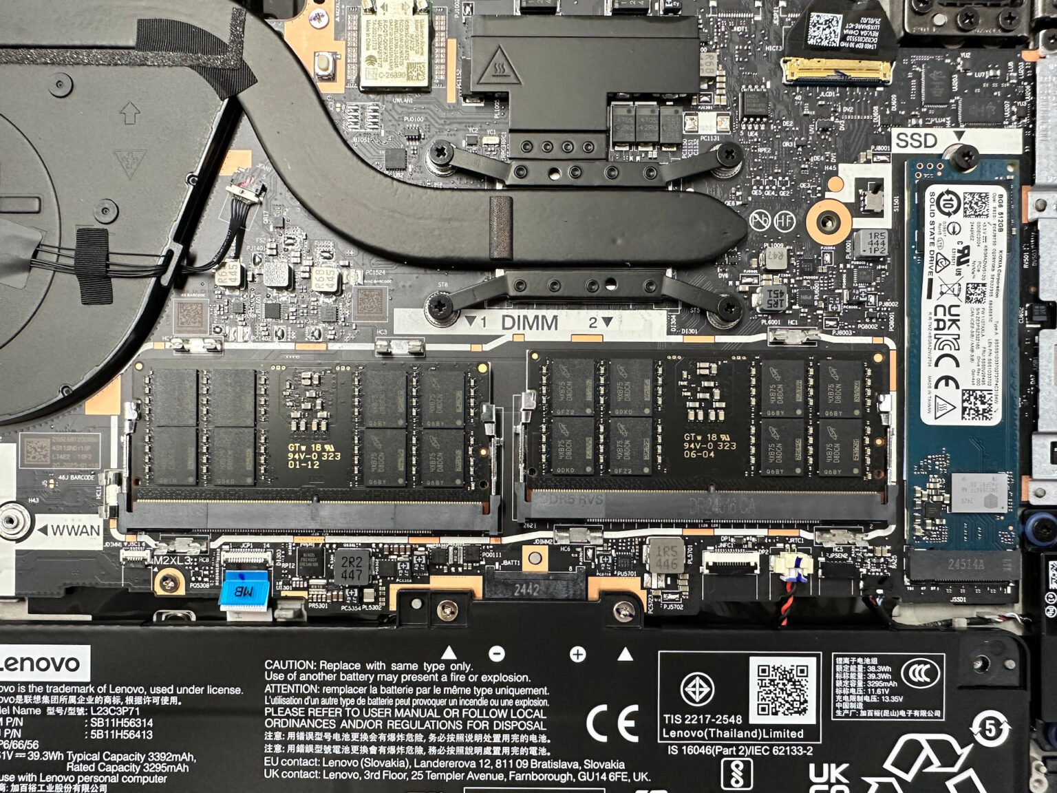 【DIY】ThinkPad P14s Gen 5 のメモリを64GBに増設！手順を写真付きで徹底解説 - ハジメTECHブログ